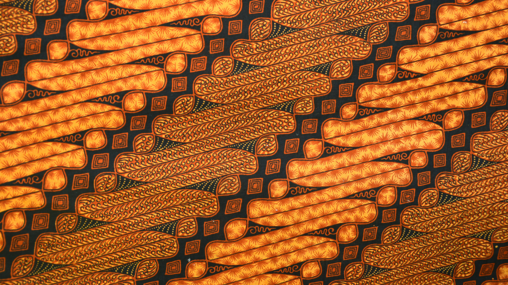 Motif Pakaian Batik Tradisional dan Asal Daerahnya