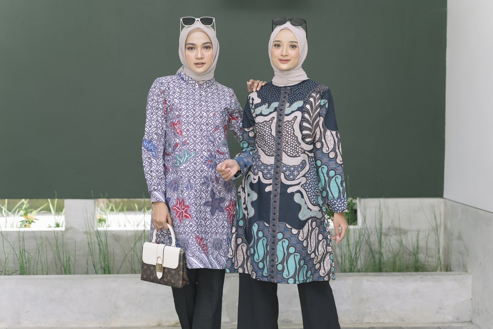 Katalog Batik Wanita Prabuseno - Model Eksklusif dan Elegan