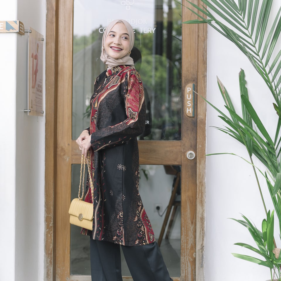 Koleksi Batik Wanita Prabuseno - Official Store Batik Prabuseno